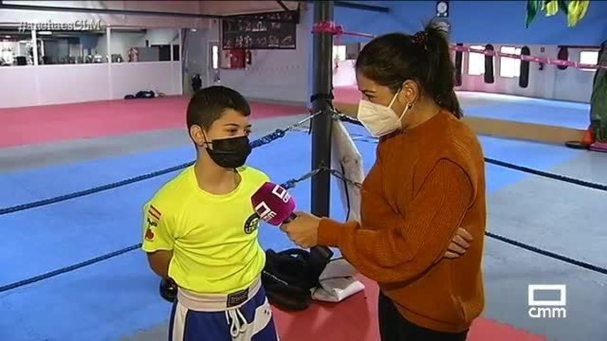 Mario Hernández, campeón de España de boxeo con tan solo 11 años