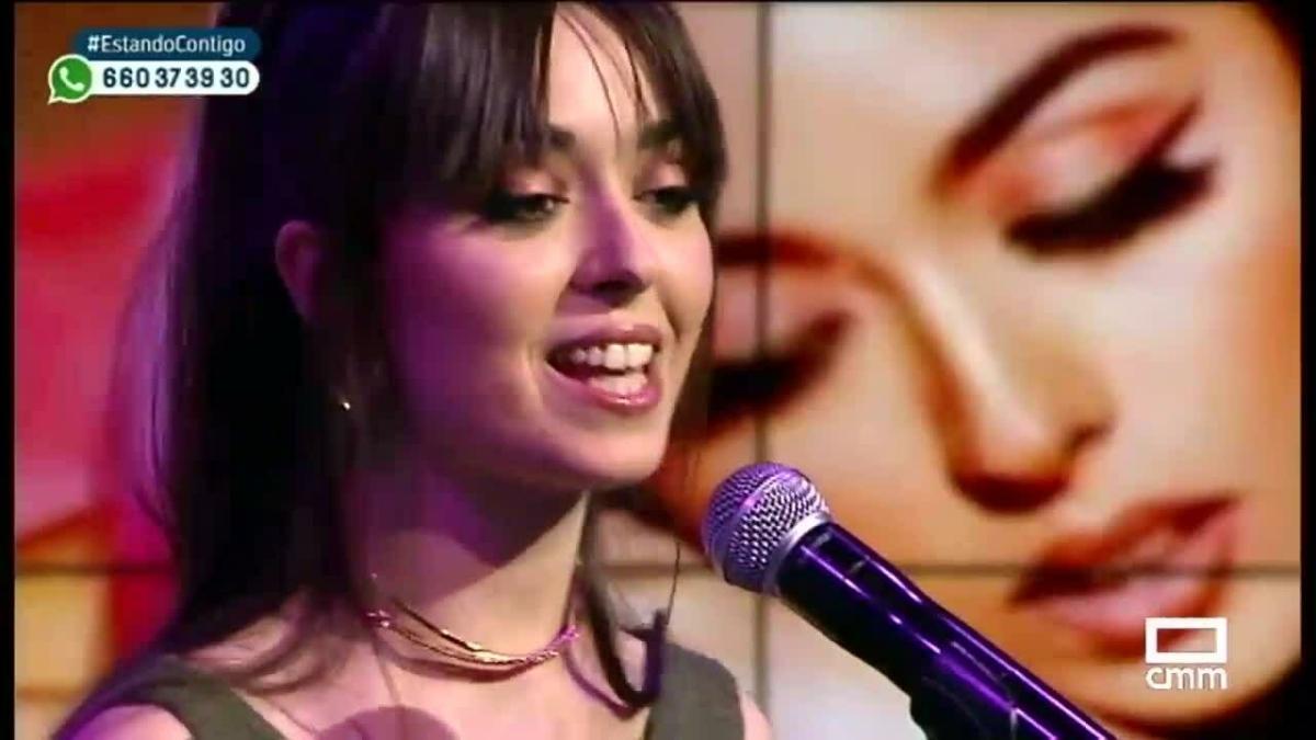 Marina Galán nos invita a un 'Malibú con piña' | Estando Contigo - CMM Play