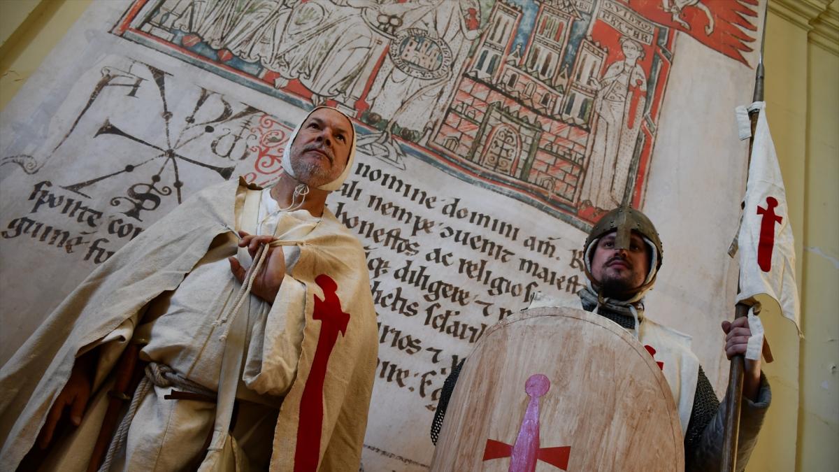 Uclés expone hasta este domingo el Tumbo Menor de Castilla, un códice ...