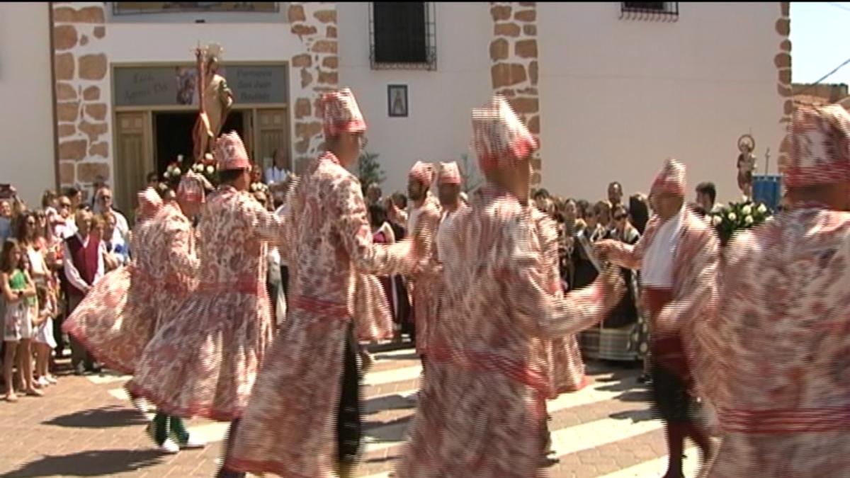 El Baile del Zángano, en Pozohondo, aspira a ser declarado Fiesta de ...