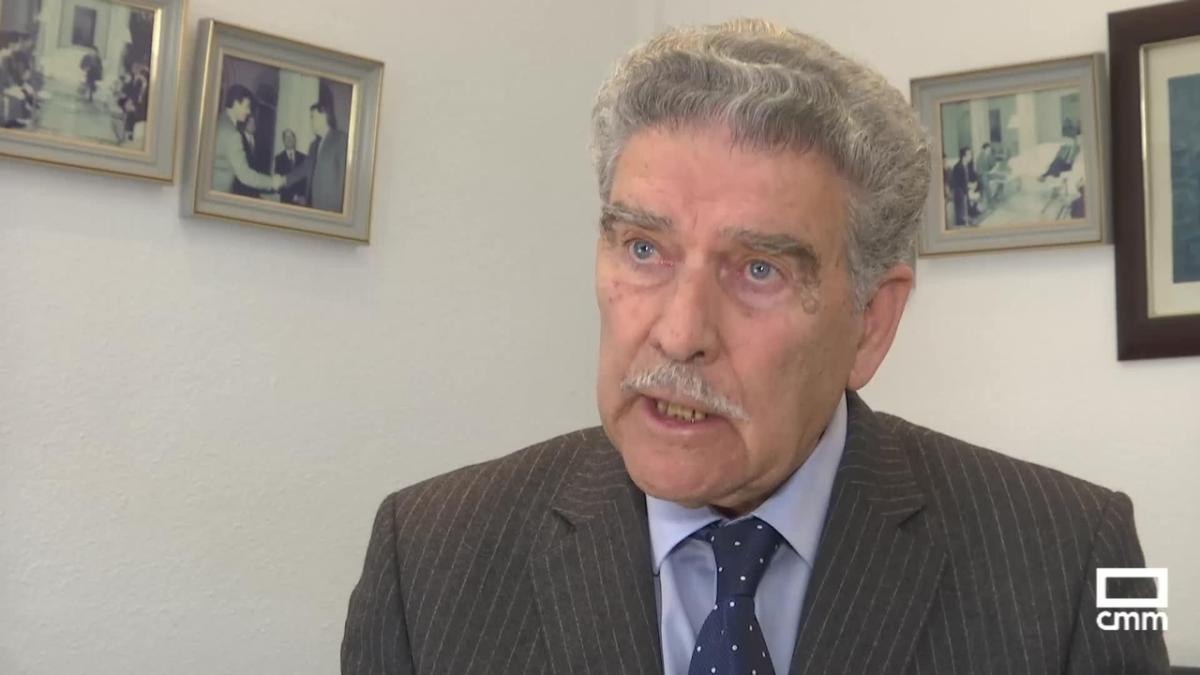 Jesús Cano, recibe la distinción de Hijo Predilecto por su labor en la defensa del Pueblo Gitano