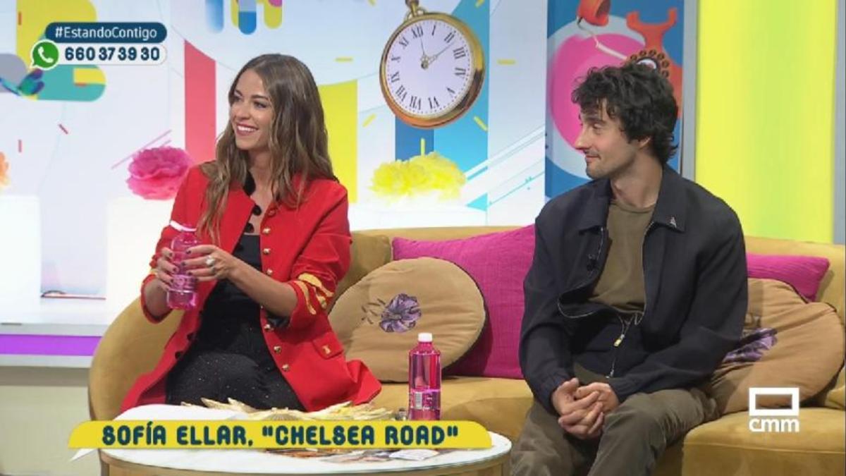 Sofía ellar y Mateo Falgas presentan 'Chelsea Road' | Estando Contigo | Música - CMM Play