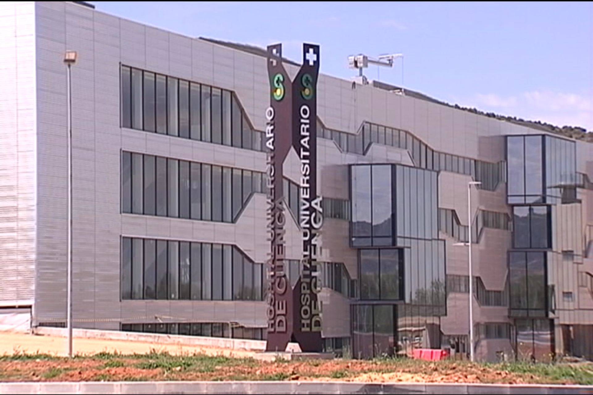 Los Reyes inauguran el nuevo hospital de Cuenca, que contará con ...